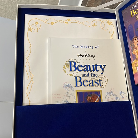 Disney | Other | Beauty And The Beast Deluxe Edition Collectors Box Set ...